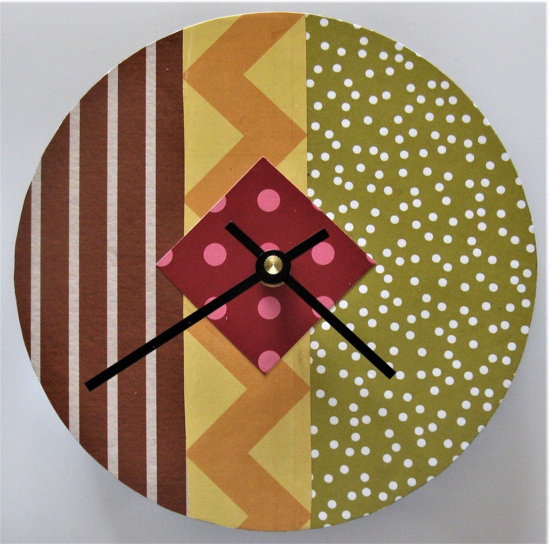 Small Artsy Funky Clock. 7 Inch Clock. Modern Minimalist - Etsy