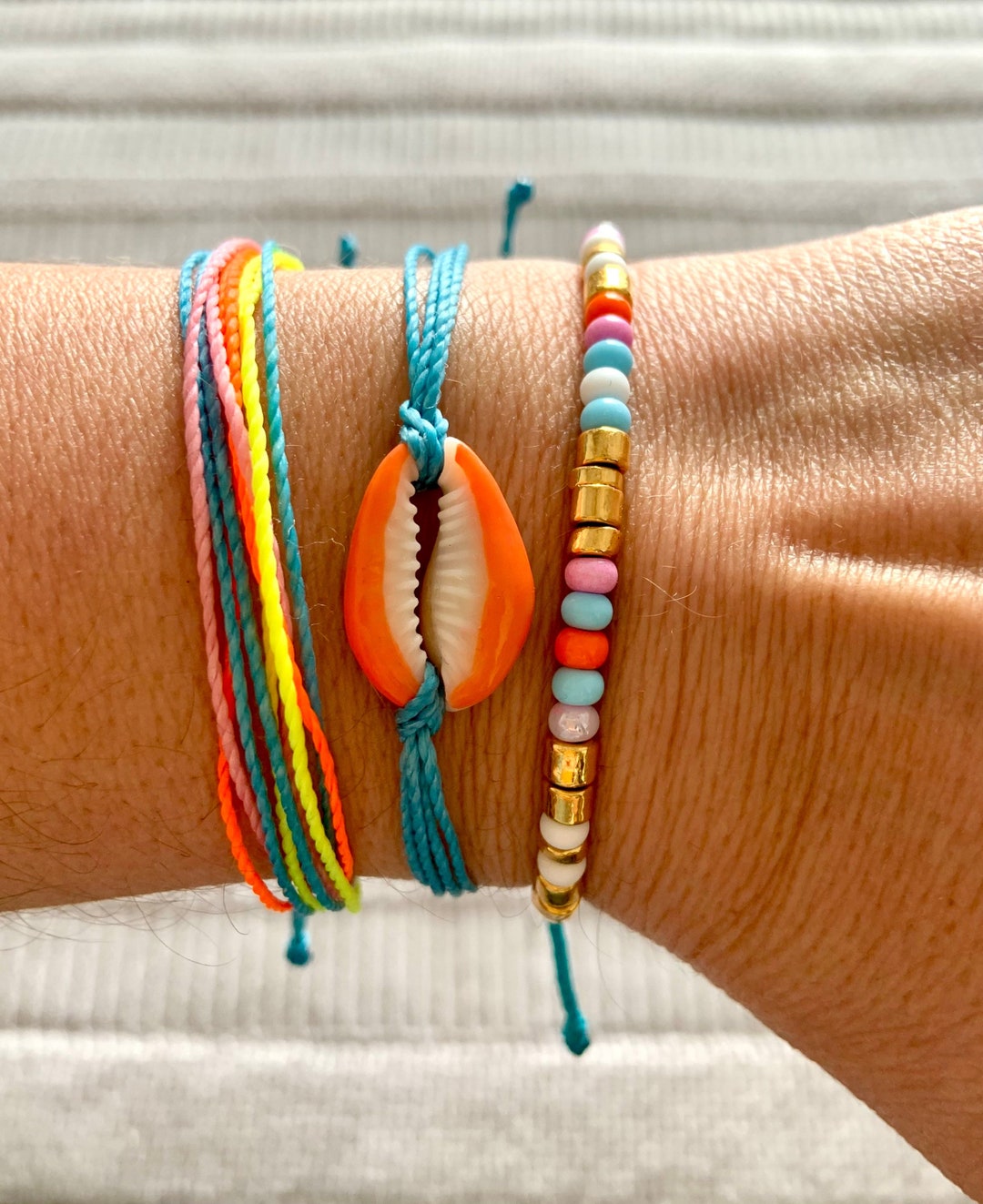 Set of 3 String Bracelets With Shell Charm, Summer Bracelet Stack ...