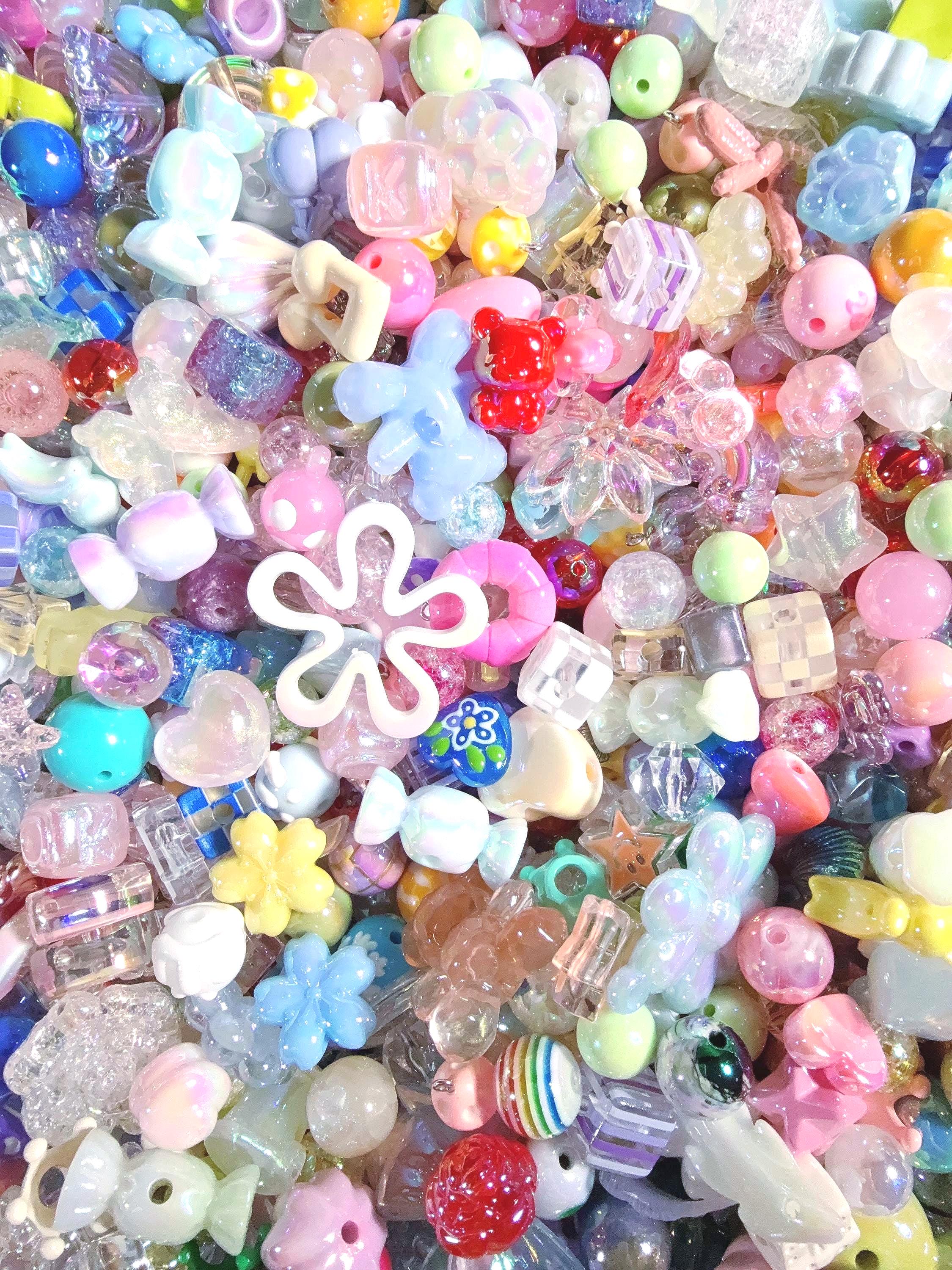 Rare Kawaii Acrylic Y2K Beads Mix – Colorful, Shiny, Unique With ...