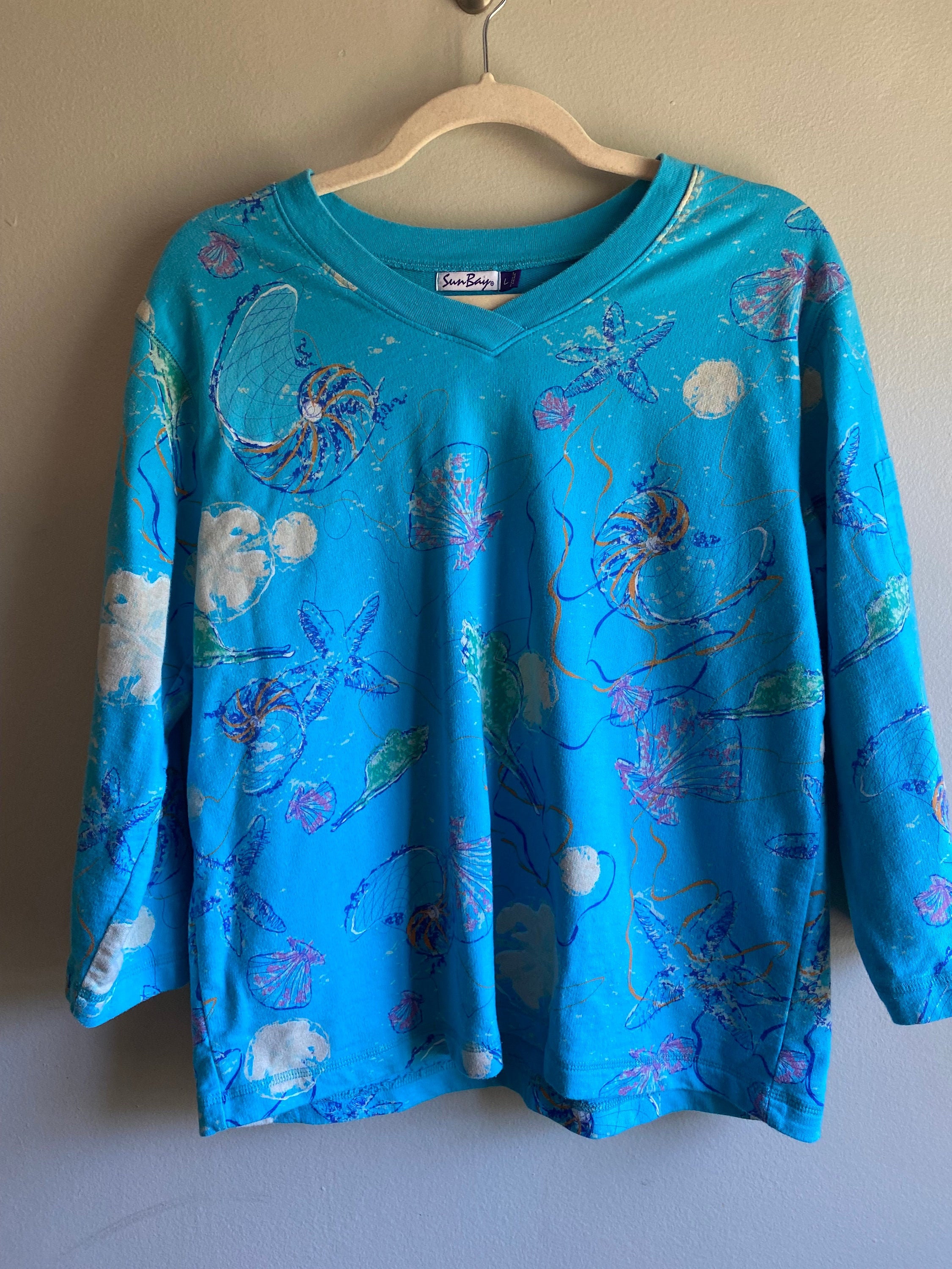 Turquoise Blue Seashell Printed 3/4 Length Sleeve V-neck Shirt - Etsy UK
