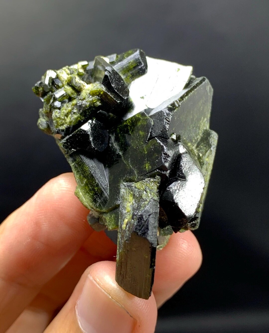 Natural Epidote Cluster From Baluchistan Mine, Natural Mineral, Raw ...