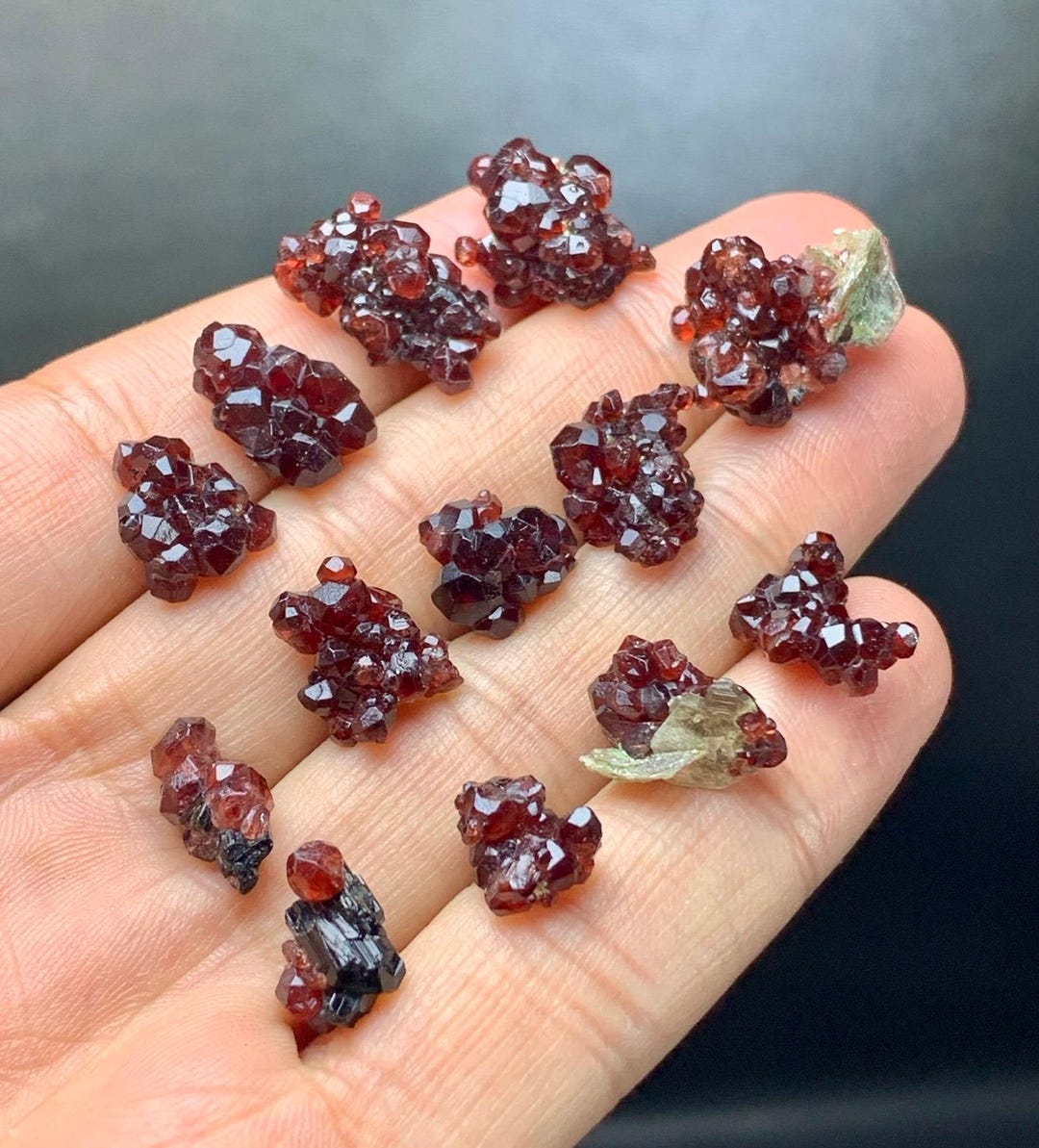 Natural Red Color Garnet Bunches Lot From Skardu Mine. 20 Grams - Etsy