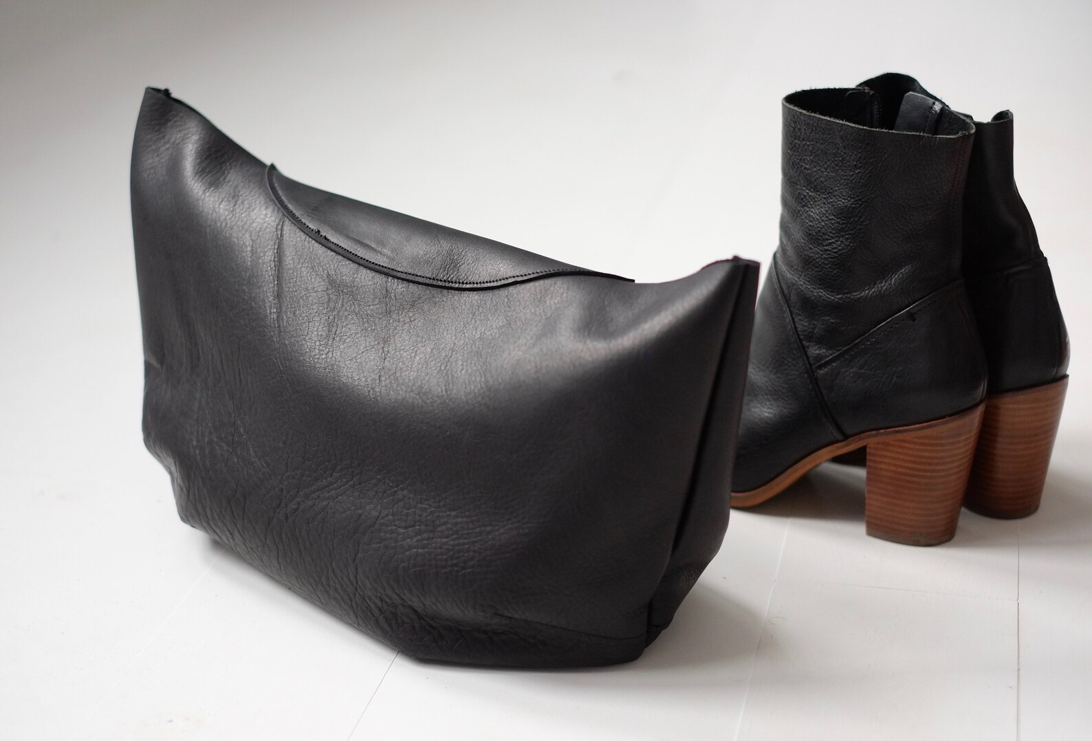 Large Black Leather Knitting Bag, Yarn Wristlet in Black Leather ...