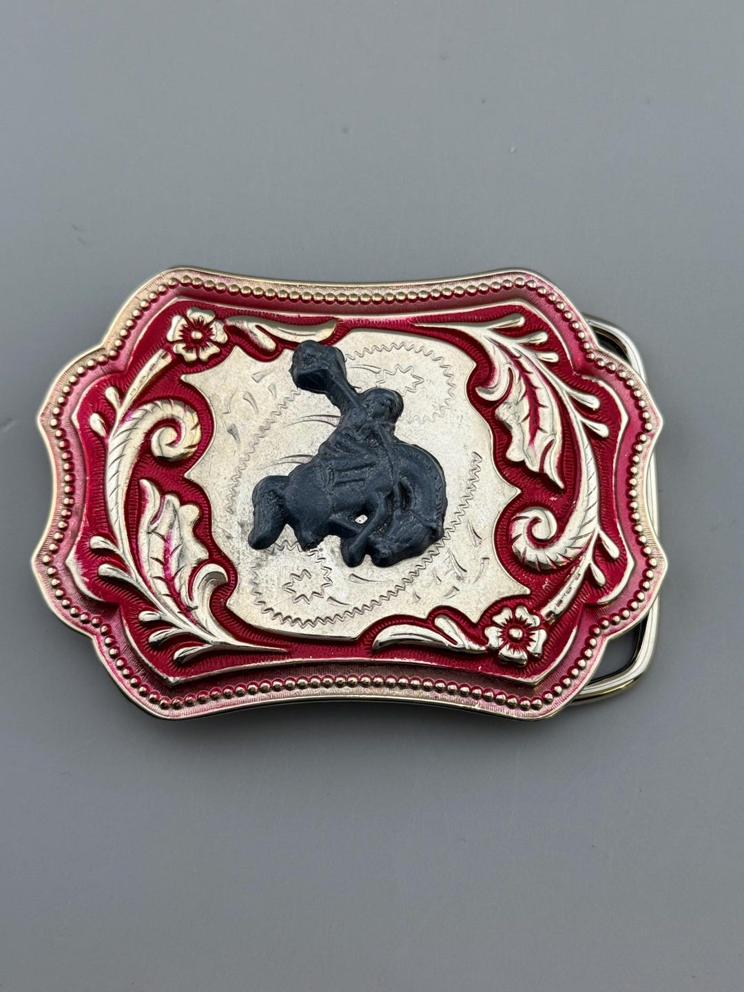 Vintage Western Rodeo Cowboy Bucking Bronco Belt Buckle Red Enamel 56g ...