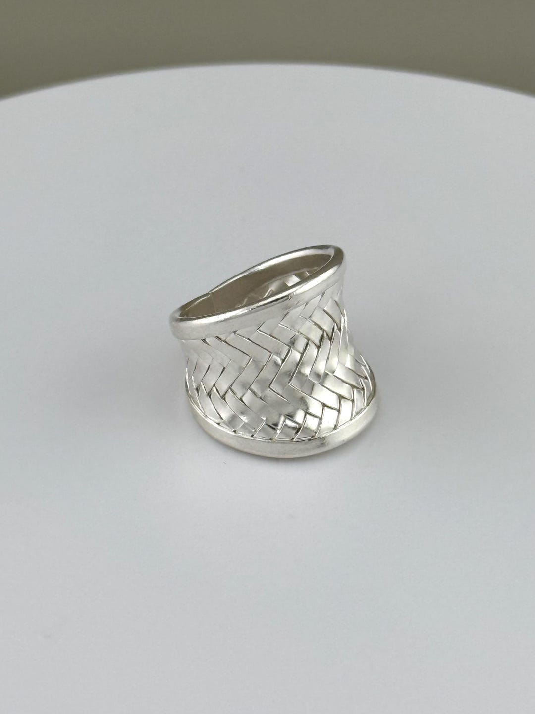 Thai Sterling Silver Woven Basket Weave Ring Concave Band Size 7.5 - Etsy