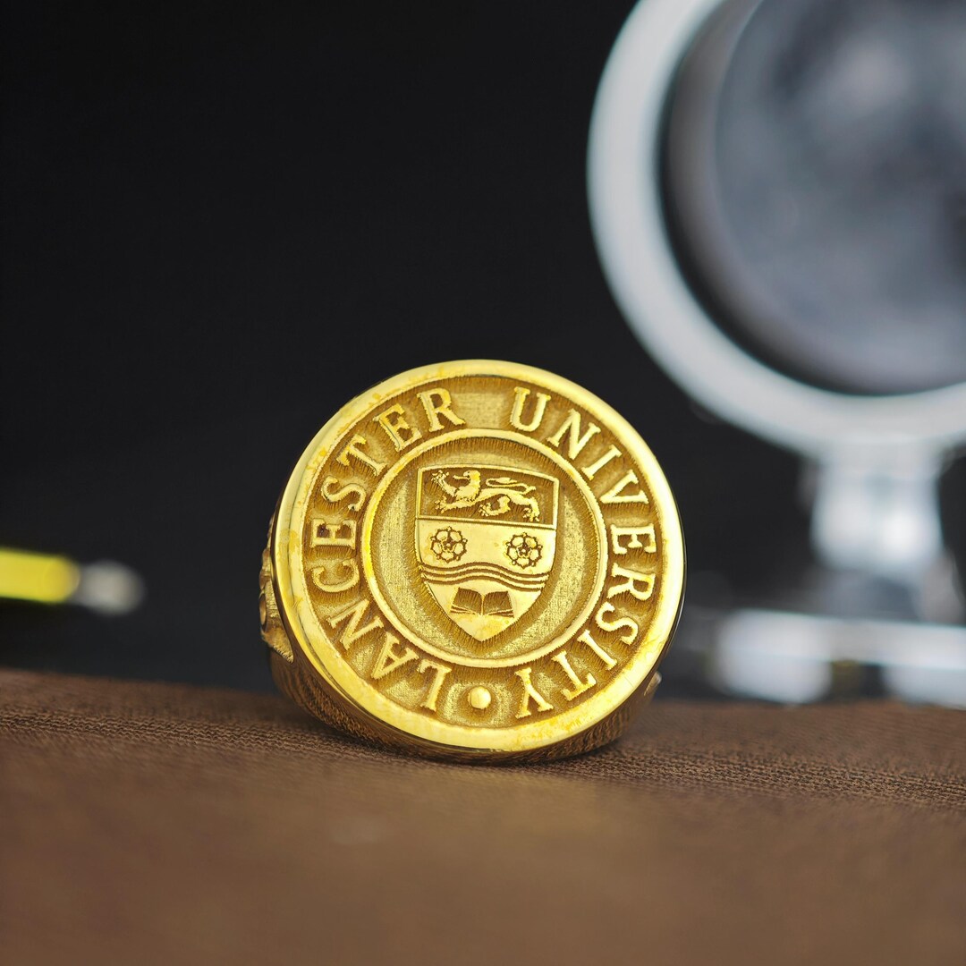 Personalized Graduation Rings in Silver & Gold – Custom University ...