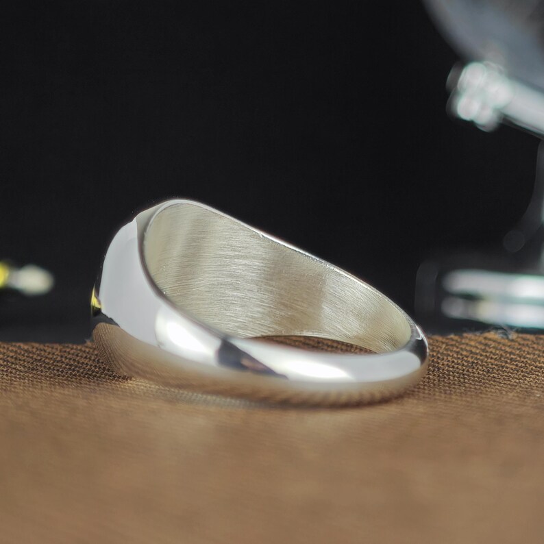 Personalized Coat of Arms Signet Ring - Custom Engraved Crest Ring ...
