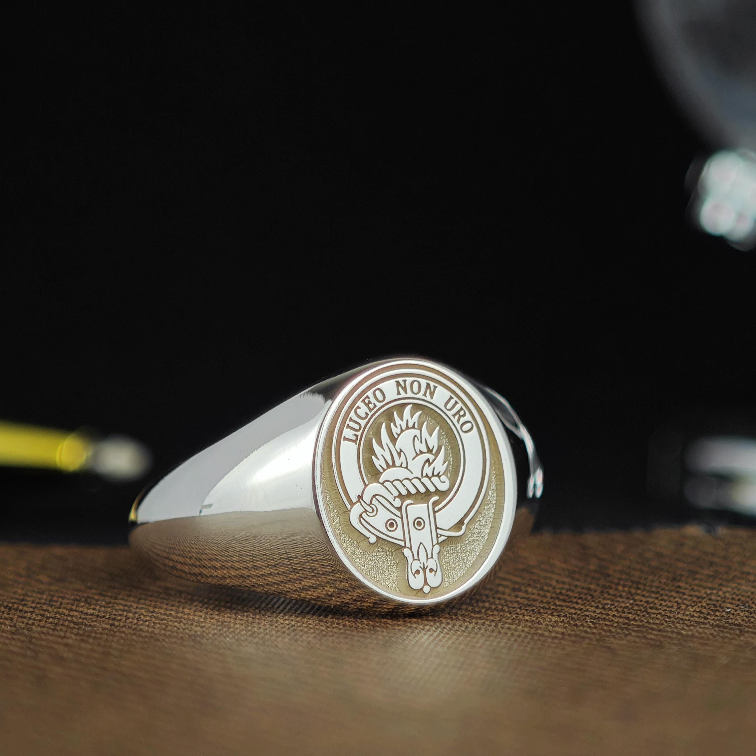 Personalized Coat of Arms Signet Ring - Custom Engraved Crest Ring ...