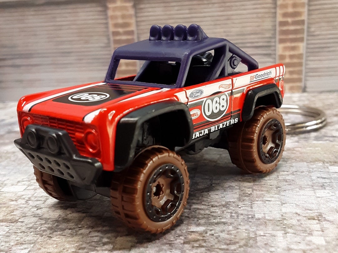 Keychain 4x4 off Road 1:64 Diecast BAJA Custom SUV Truck - Etsy