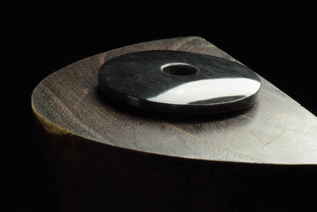 Big Sur high Grade Black Nephrite Jade Pi-disc 4 - Etsy