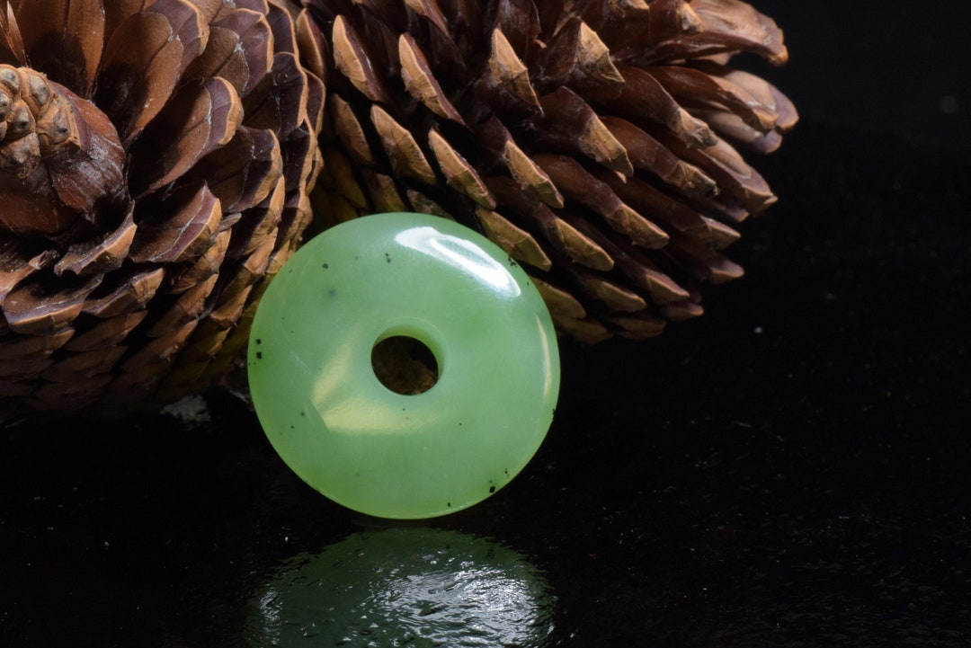 Siberian Light Green Nephrite Jade 