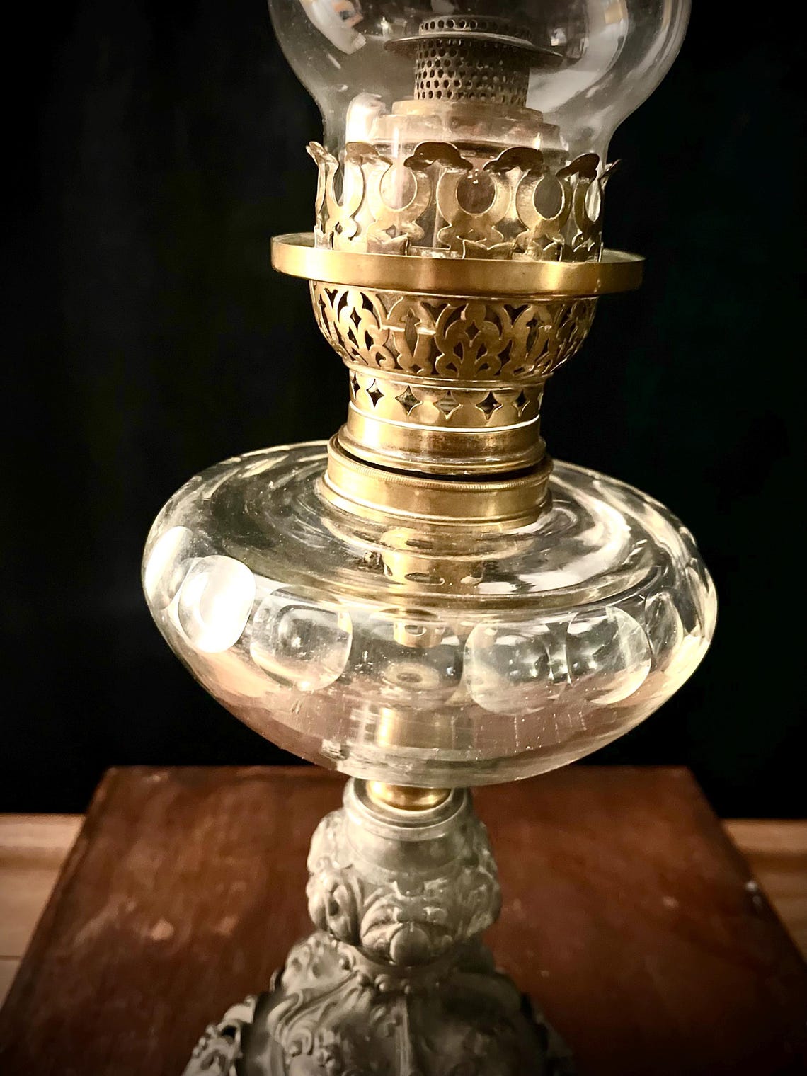 Elegant Victorian Oil Lamp Early 1900, Ornamental Cast Iron Base - Etsy
