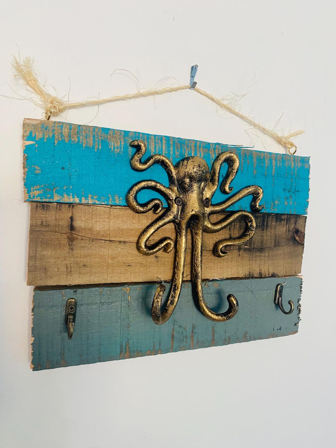 Recycled Wood Key Ring Rack With Octopus Design - Coastal Home Decor - Etsy