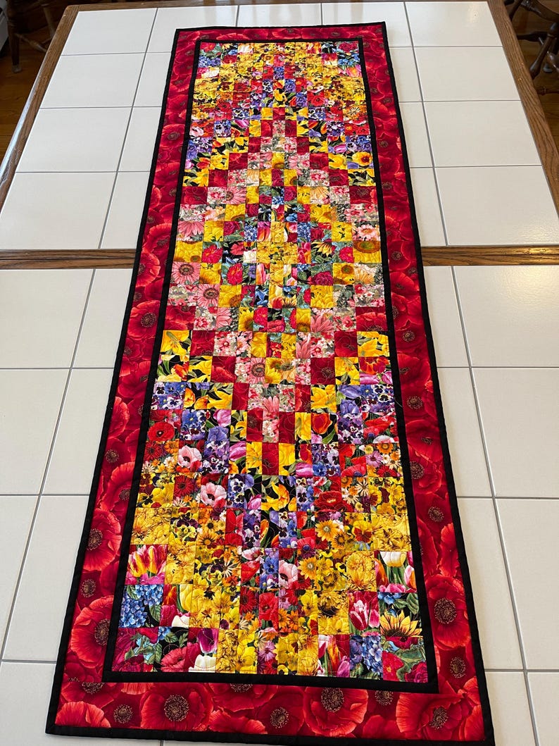 Large Floral Bargello Quilted Table Runner - Etsy