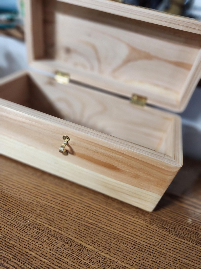 Hand Made Cedar Keepsake Box - Etsy