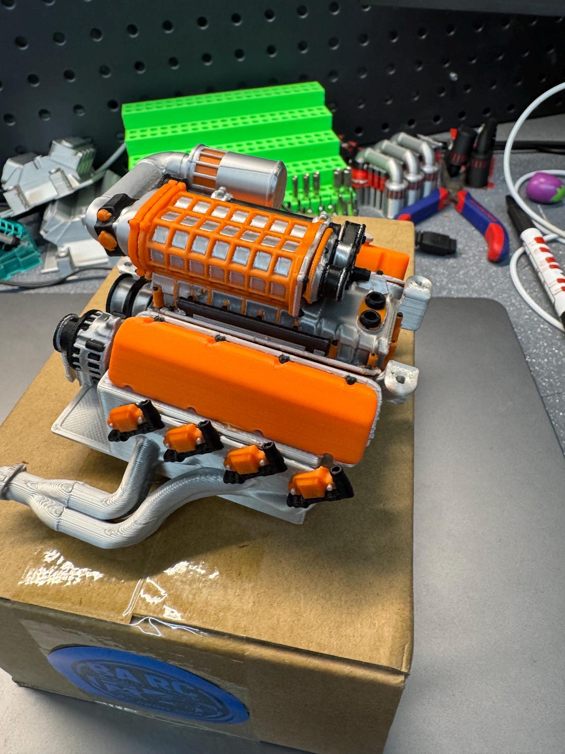 Vanquish H10 Optic Knights Customs 4WS Engine - Etsy