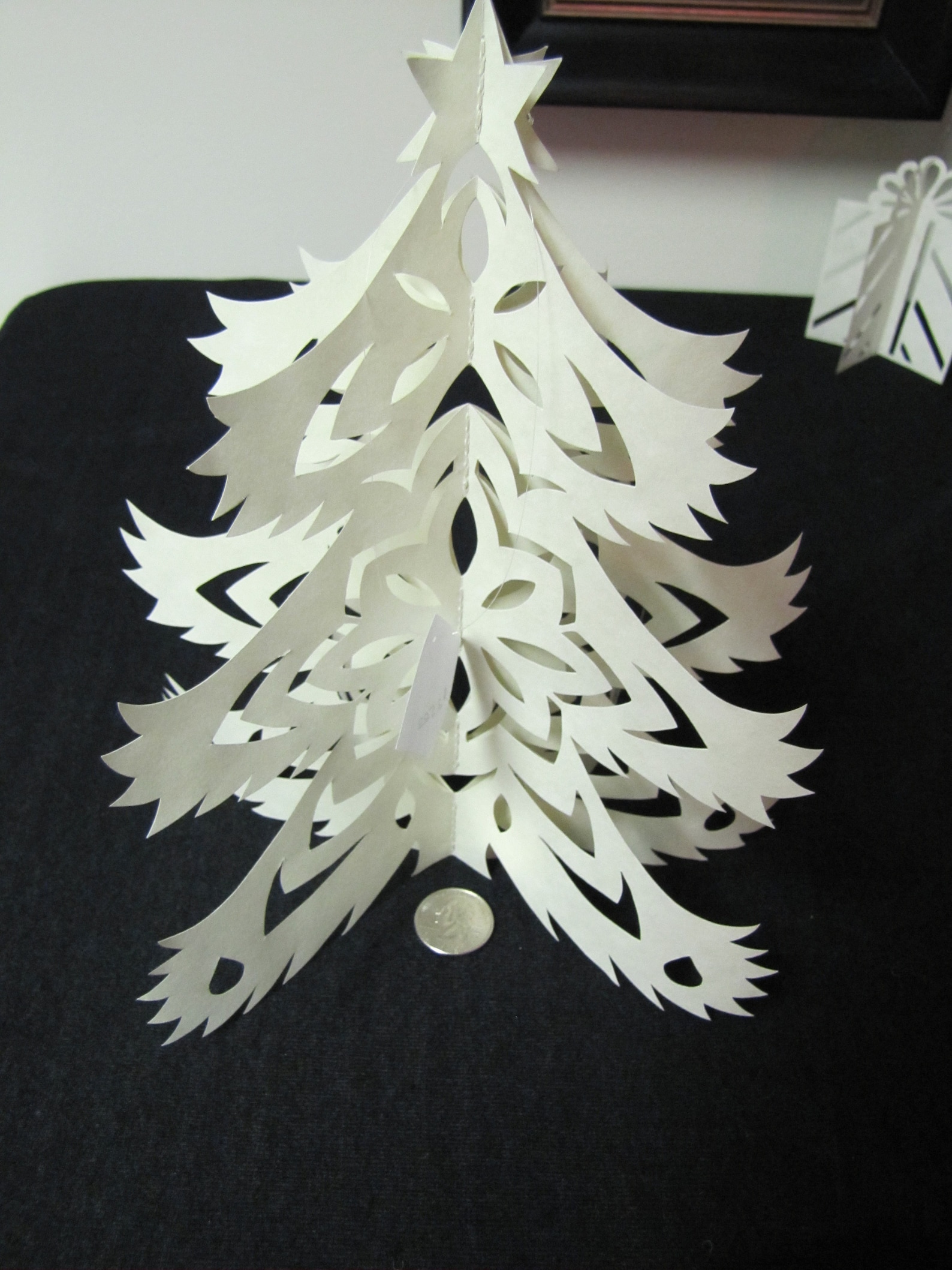 Paper Cutting Christmas Tree(s) - Scherenschnitte - Decorations -S ...