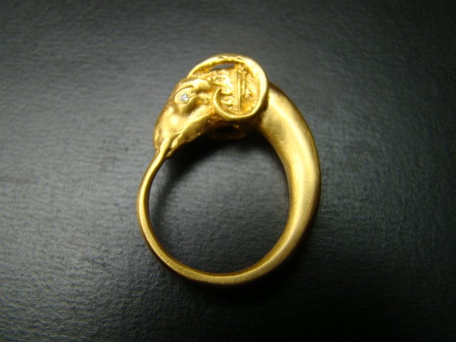 Ram Ring 14k Gold With Diamond Eyes - Etsy