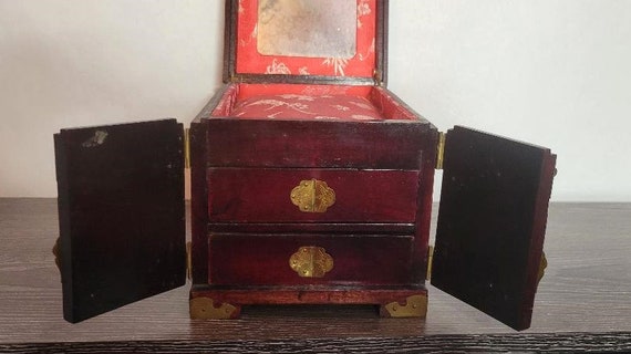 Antique vintage Asian wooden jewelry box with Jade an… - Gem
