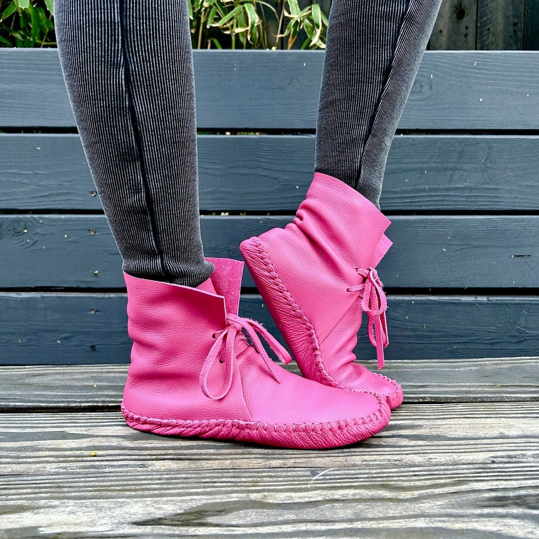 Handmade Moccasins | Indigenous Maker | Moccasins | Hi-top Moccasins ...