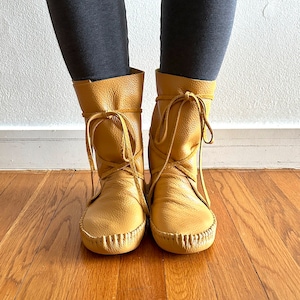 Handmade Moccasins | Indigenous Maker | Moccasins | Moccasin Boots ...