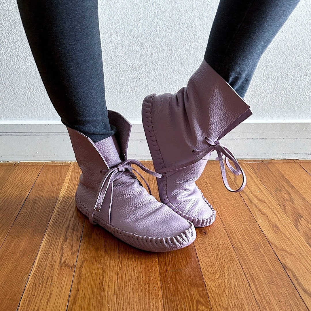 Handmade Moccasins | Indigenous Maker | Moccasins | Hi-top Moccasins ...