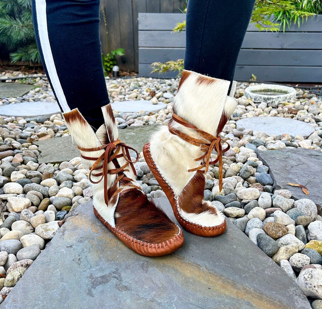 Handmade Moccasins | Indigenous Maker | Moccasins | Moccasin Boots ...