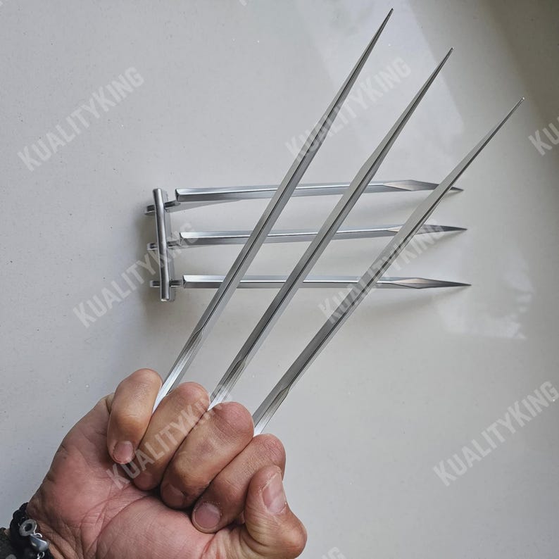 Wolverine Claws Replica – X-men Cosplay Prop, Metal Wearable Claws 1:1 ...