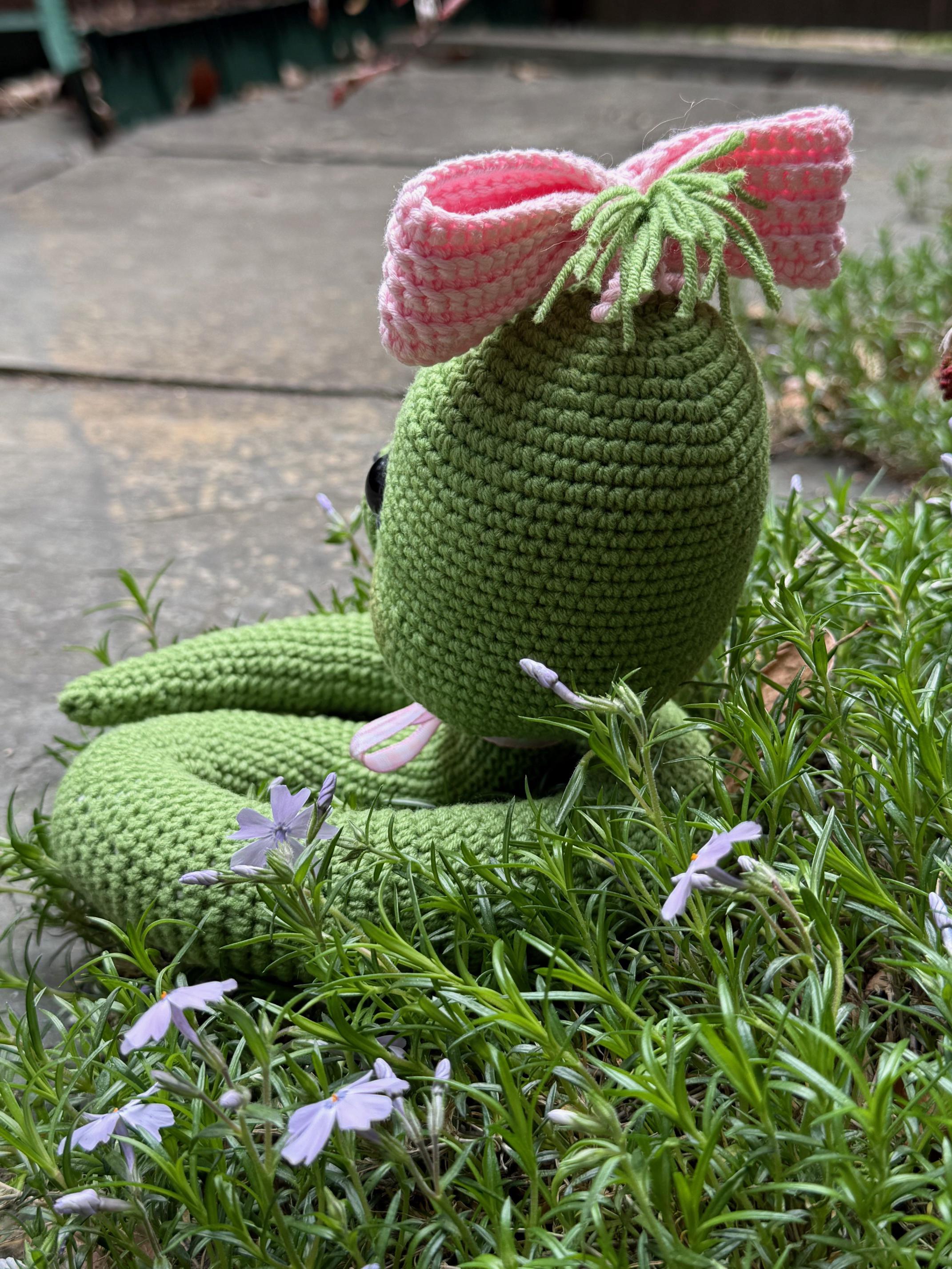 Charming Crochet Green Snake With Pink Bow and Flexible Design ...
