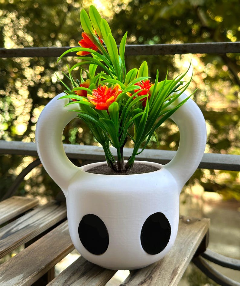Hollow Knight Planter | 3D Printed Pot | Silksong Inspired Gaming Decor ...
