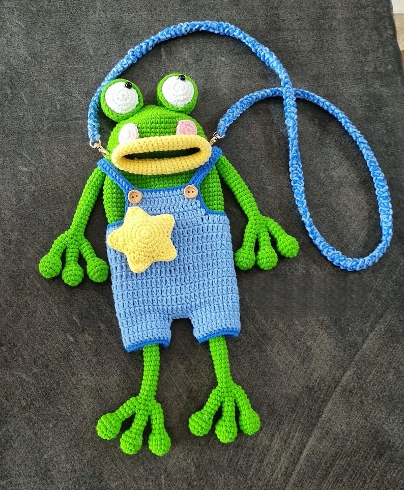 Crochet Frog Handbag Pattern – Amigurumi PDF With Blue Jumpsuit - Etsy