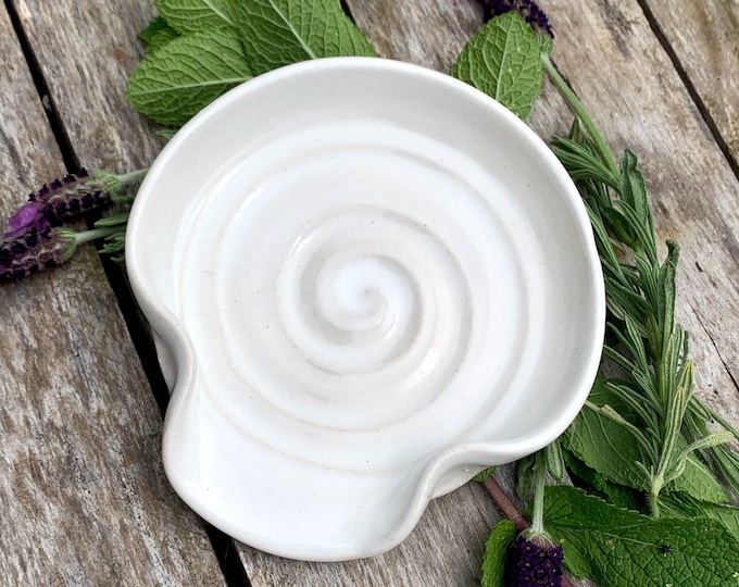 Ceramic Spoon Rest in White - Etsy