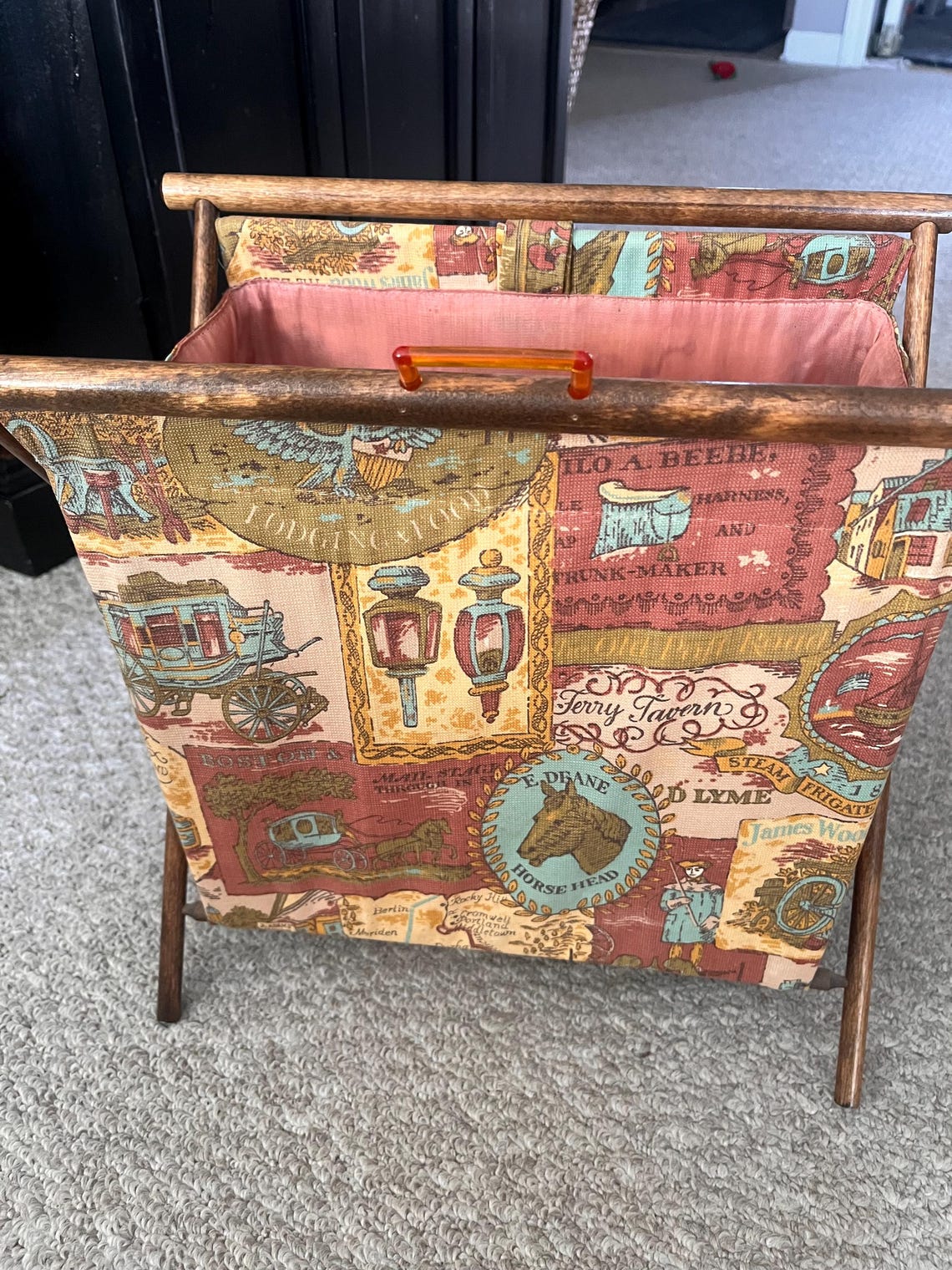 Vintage Sewing / Magazine Caddy - Etsy