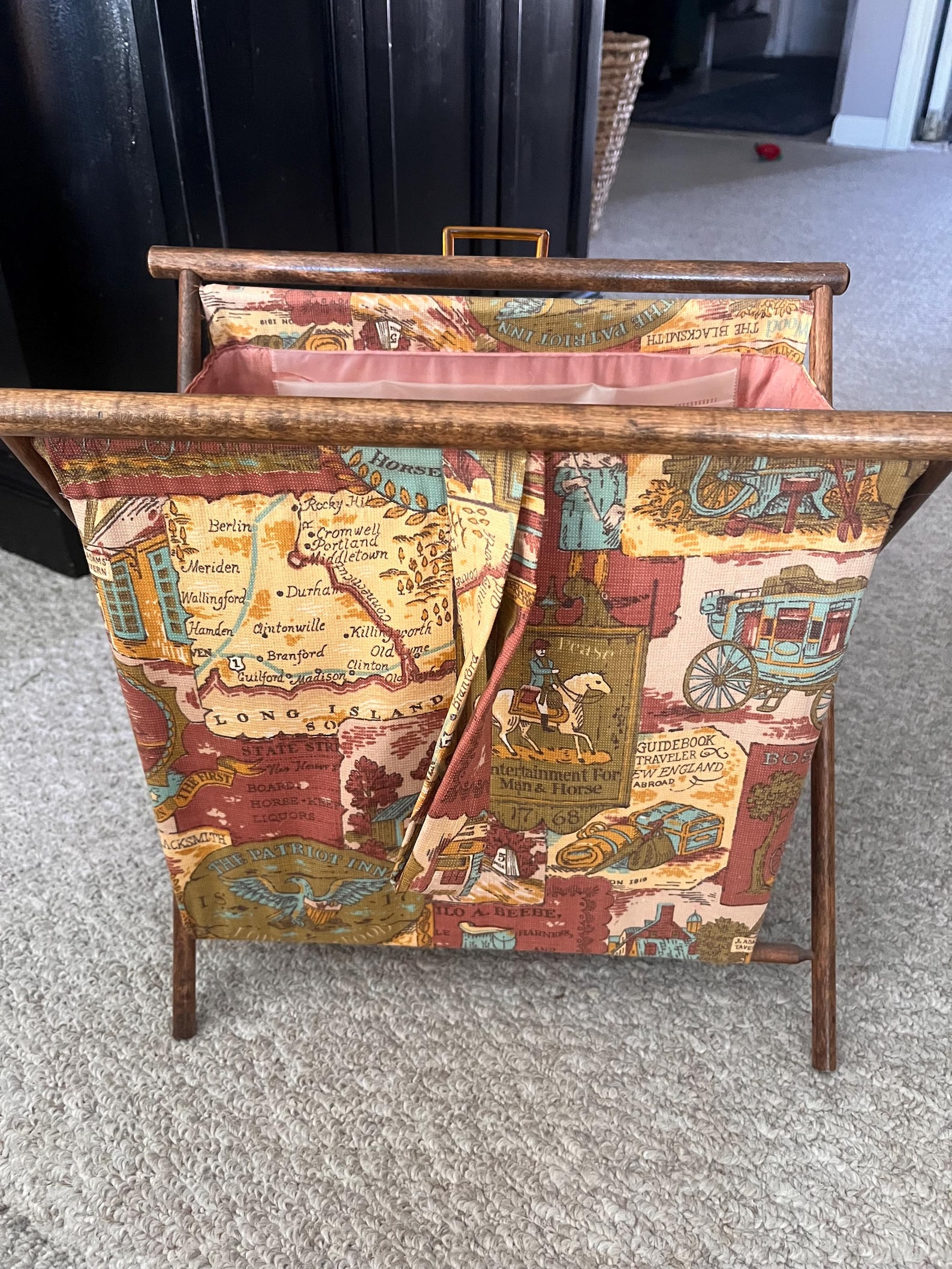 Vintage Sewing / Magazine Caddy - Etsy