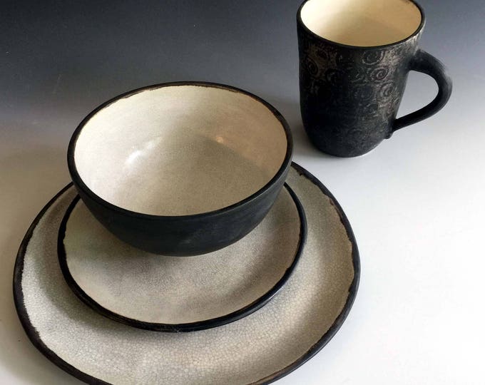 NEW.. Black and White Dinnerware sets in matte Glaze by Leslie | Etsy