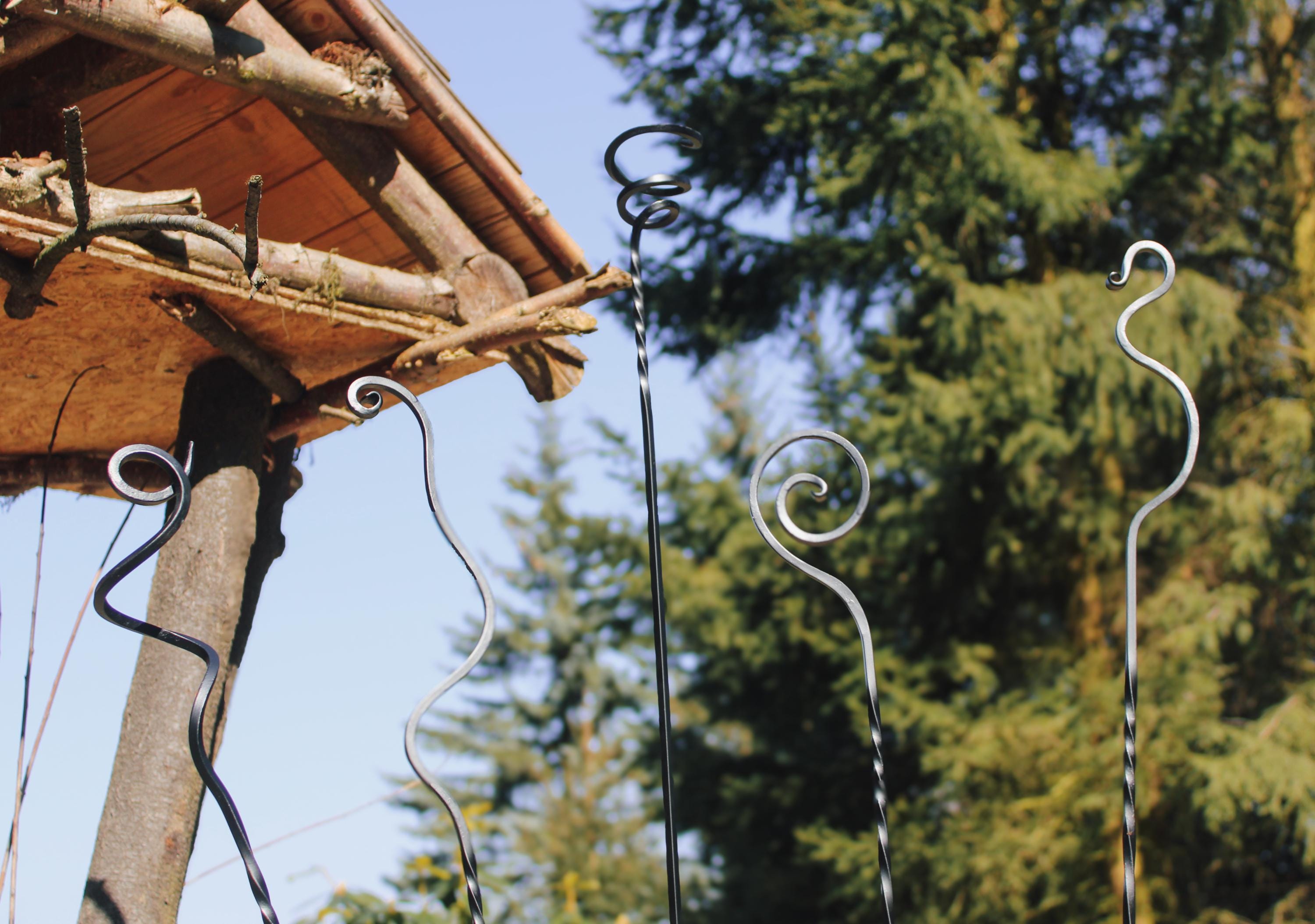 Set of 5 | Hand-forged Plant Stakes | Metal Trellis | Metal Garden ...