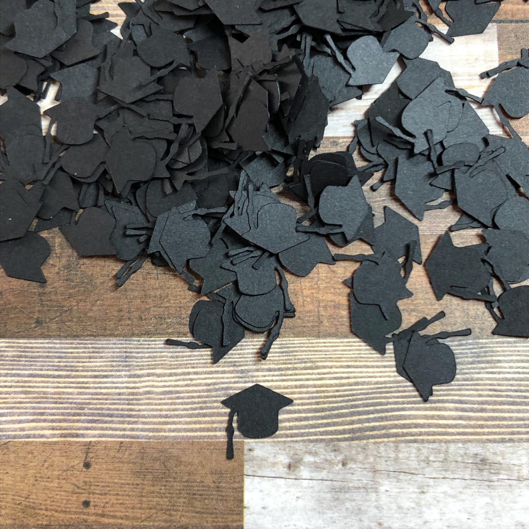 Mini Graduation Cap Die Cut Confetti ~ 450 Pieces ~ Party Décor ~ Craft ...