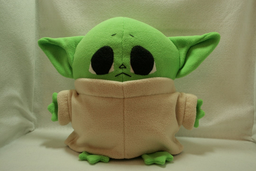 Baby Yoda Cuddly - Etsy