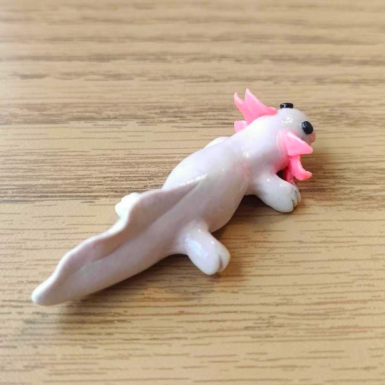Axolotl Figurine, Handmade, Polymer Clay, Desk Buddy, Keychain, Gifts ...