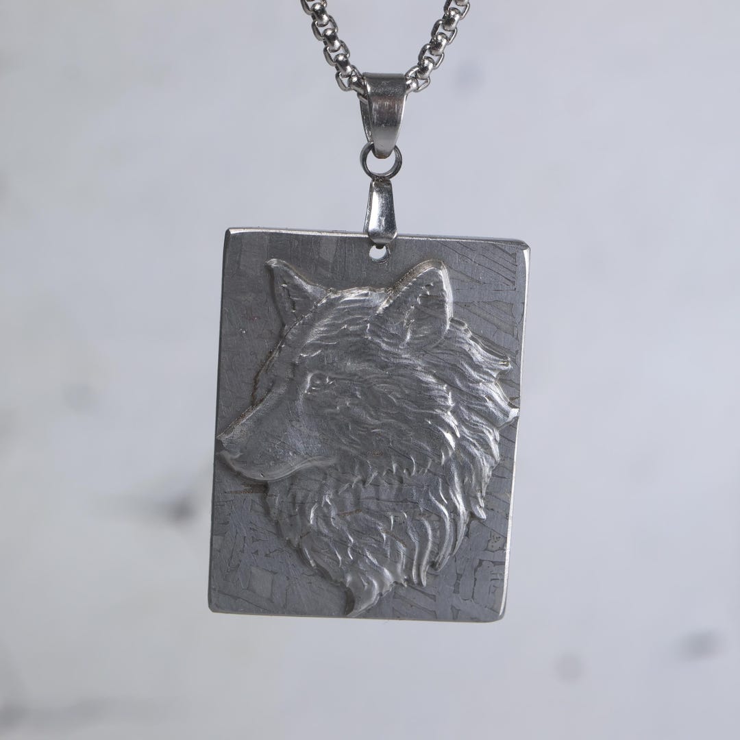 Meteorite Necklace, Meteorite Carving, Wolf Animal Pendant, Gift - Etsy