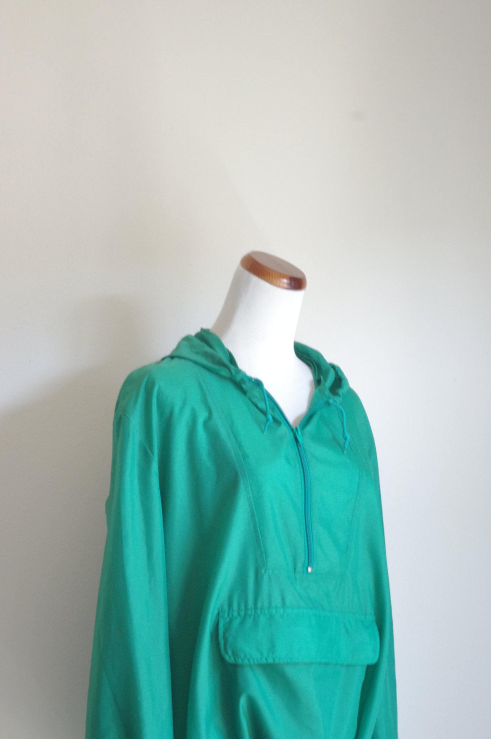 Vintage Green Jacket, Mens Jacket, Kelly Green Pullover Jacket, Nylon ...