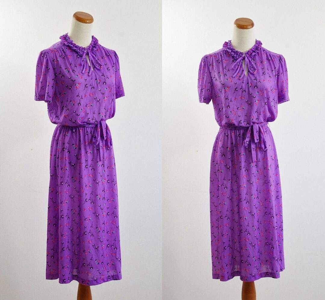 Vintage Boho Dress Purple Short Sleeve Knit Summer Dress Flower Print Ruffle Yoke Dress