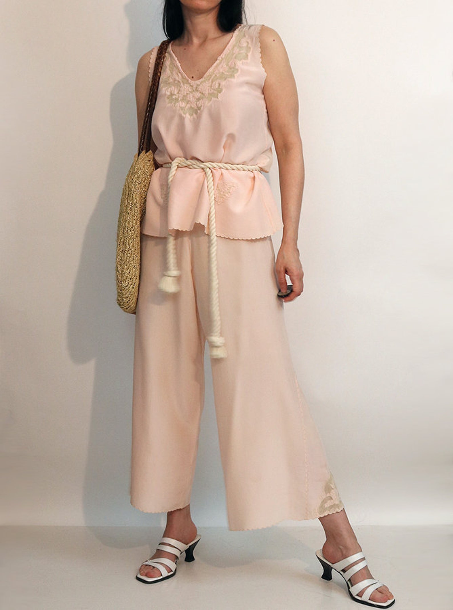 40s Peach Silk Lounge Set / Vintage 1940s Peach Silk & Lace | Etsy