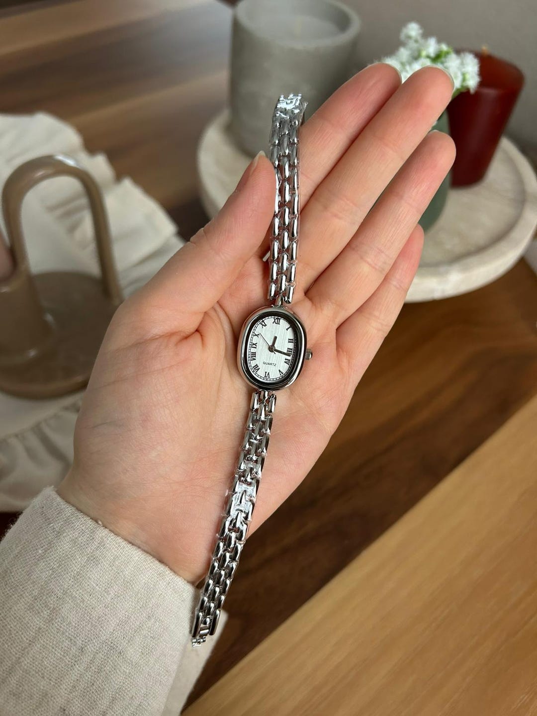 Roman Numeral Silver Colour Woman Wrist Watch, Adjustable Metal Band ...