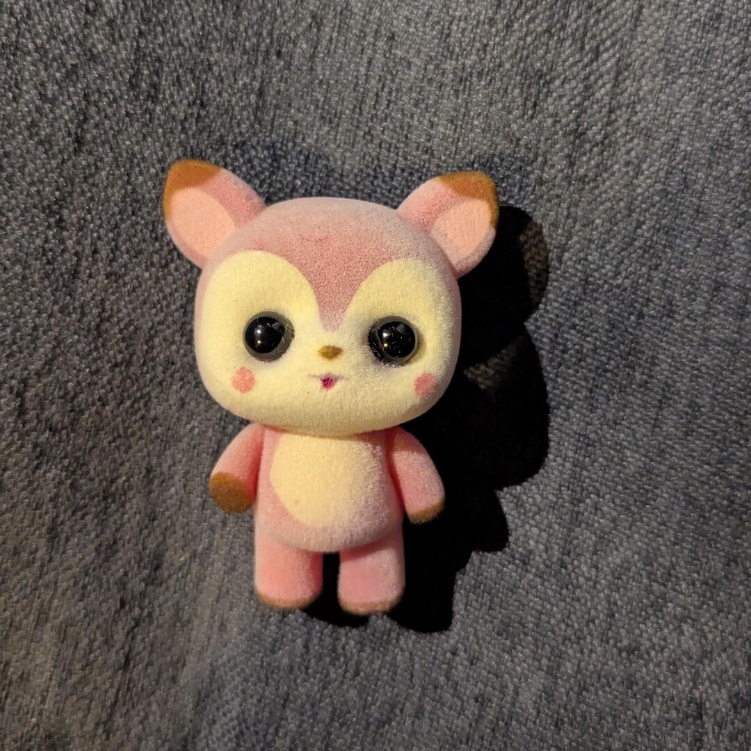 Japanese Kawaii Cute Flocked Pink Deer / Fawn Figure Toy / Sylvanian ...