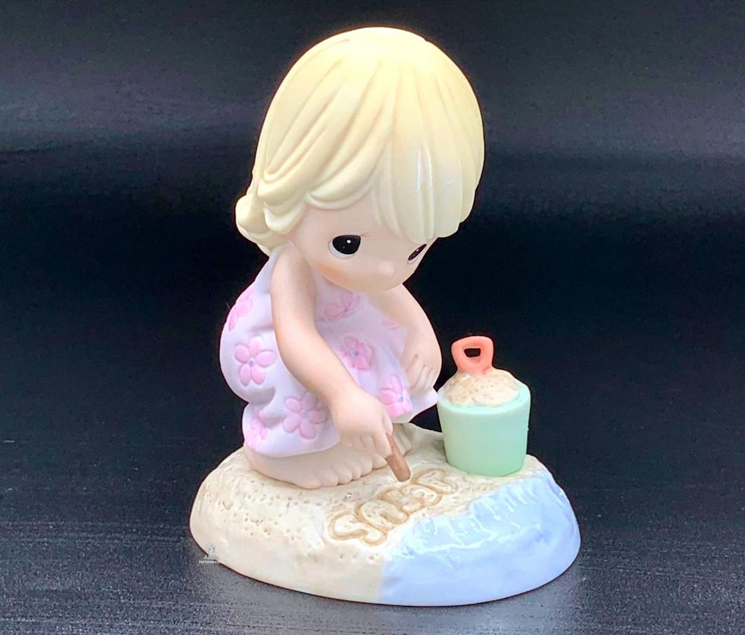Precious Moments Figurine –sweet Beach Day “smile” Sand Girl Valentine ...