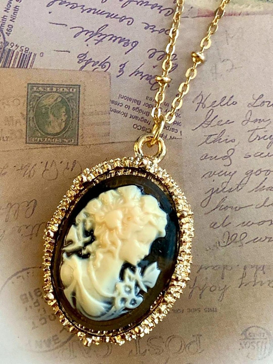 Victorian Black and Ivory Cameo Pendant Necklace | Textured Jewelry - Etsy