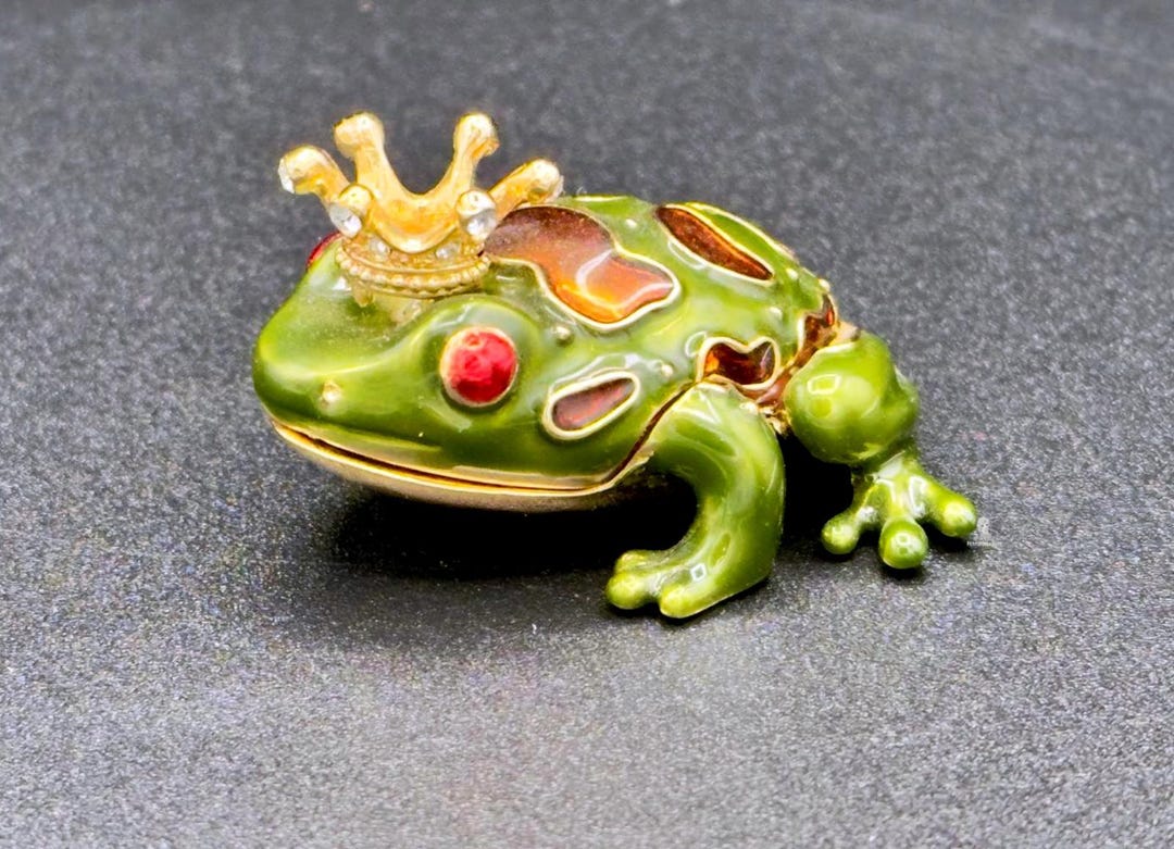 Monet Regal Frog Prince Trinket Box With Surprise Ladybug - Etsy Canada