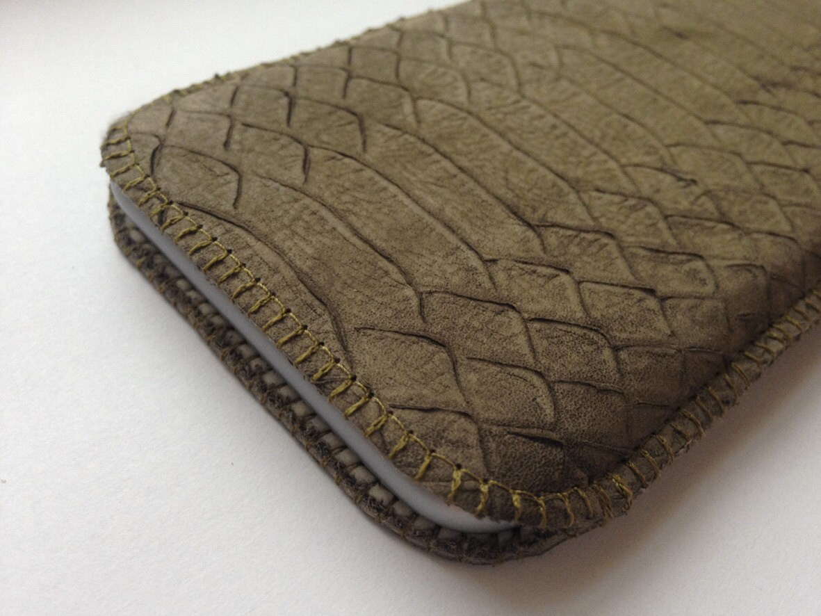 Custom-made Leather Phone Case - Python Texture, Olive Green - Etsy