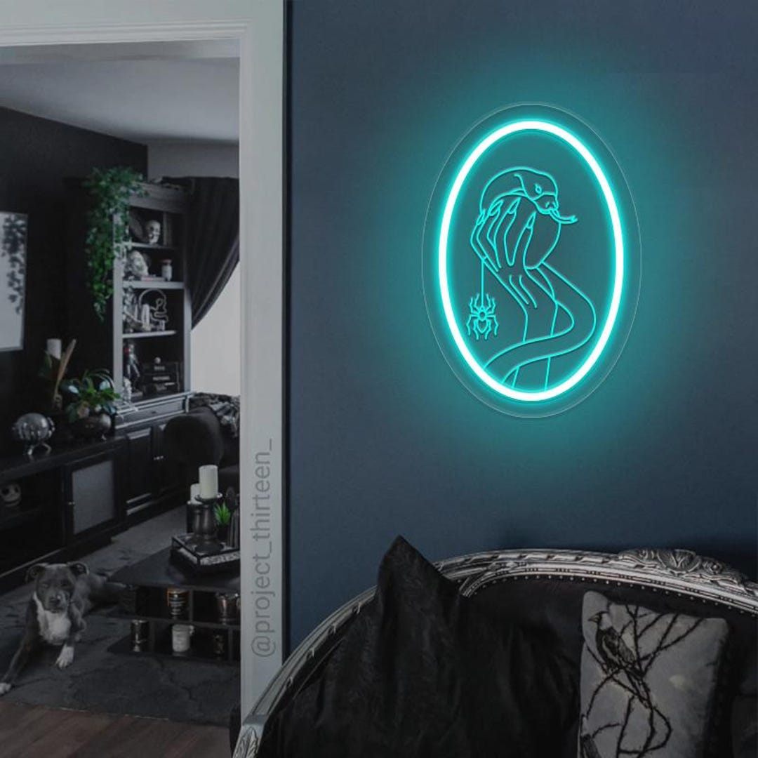 Gothic Woman's Hand With Snake Led Neon Sign,creepy Halloween Neon Sign ...